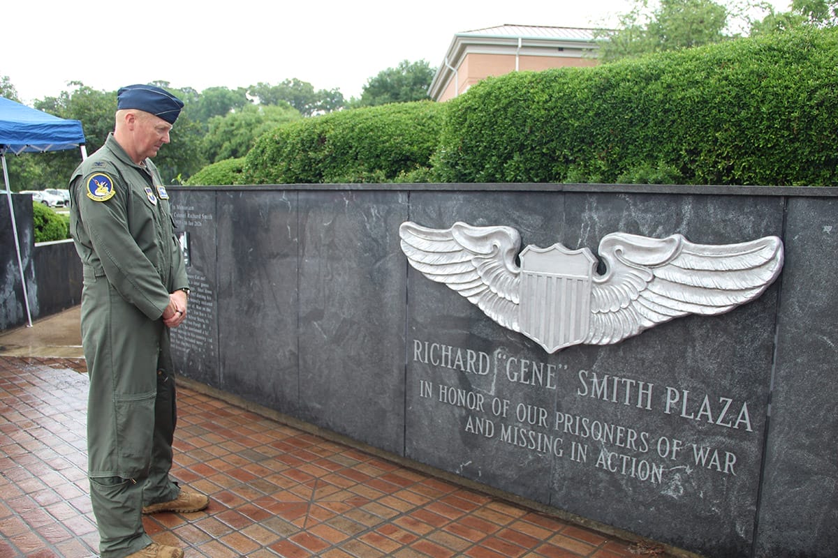 Memorial Day: Former POW Gene Smith, fallen airmen honored during CAFB ...